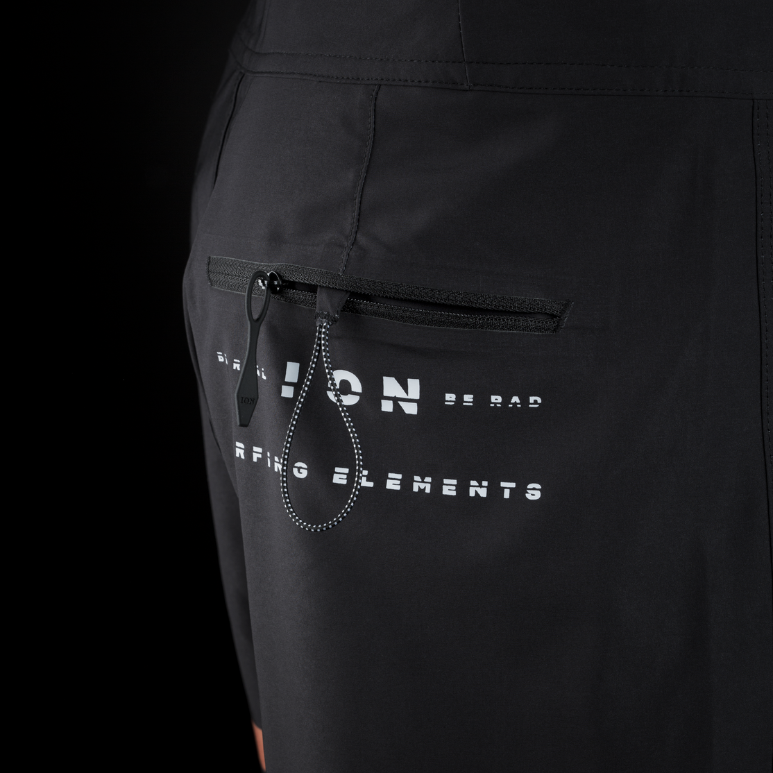 Buy men's Logo 20" board shorts online | Clothing | ION shop