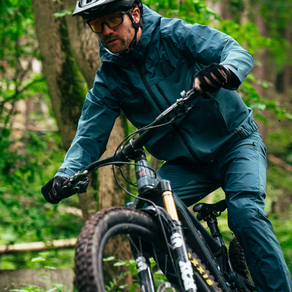 Buy MTB Jacket Shelter 3L Hybrid Unisex online | MTB clothing ...