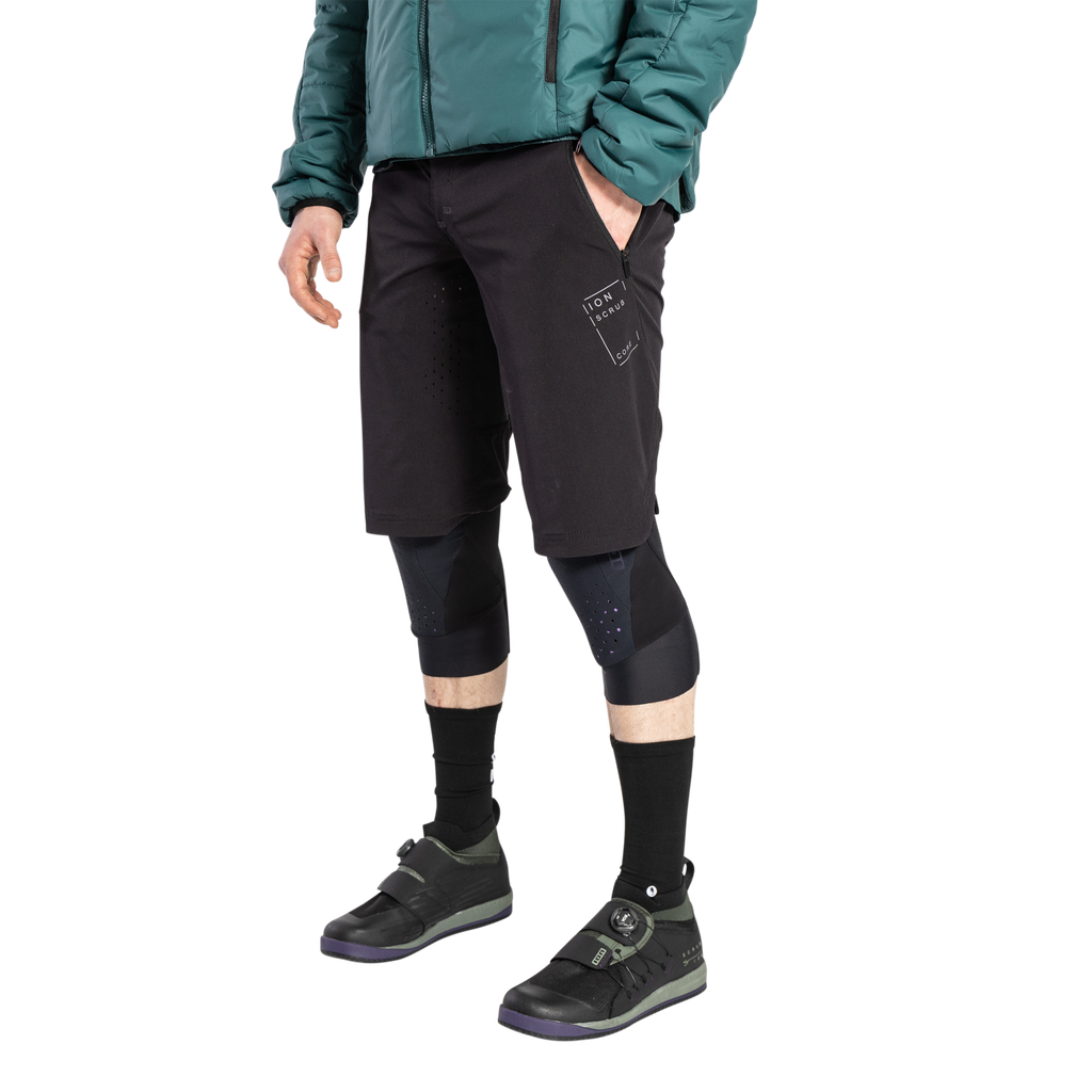 Buy MTB Shorts Scrub Men online | MTB clothing | Official ION store