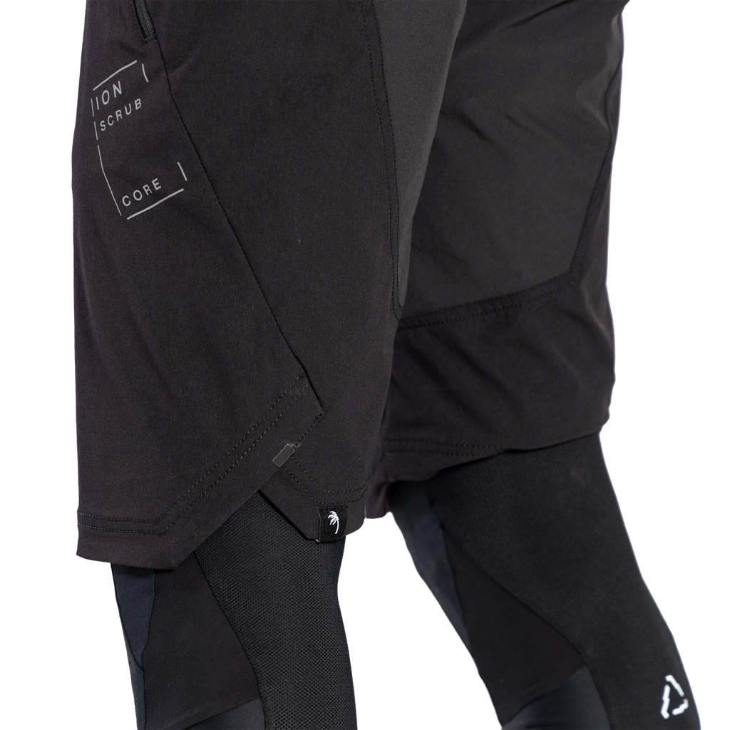 Buy MTB Shorts Scrub Men online | MTB clothing | Official ION store