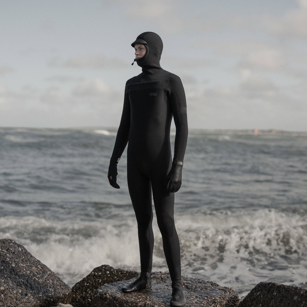 Seek Amp 6/5 Front Zip Hood Wetsuit Men | ION Water