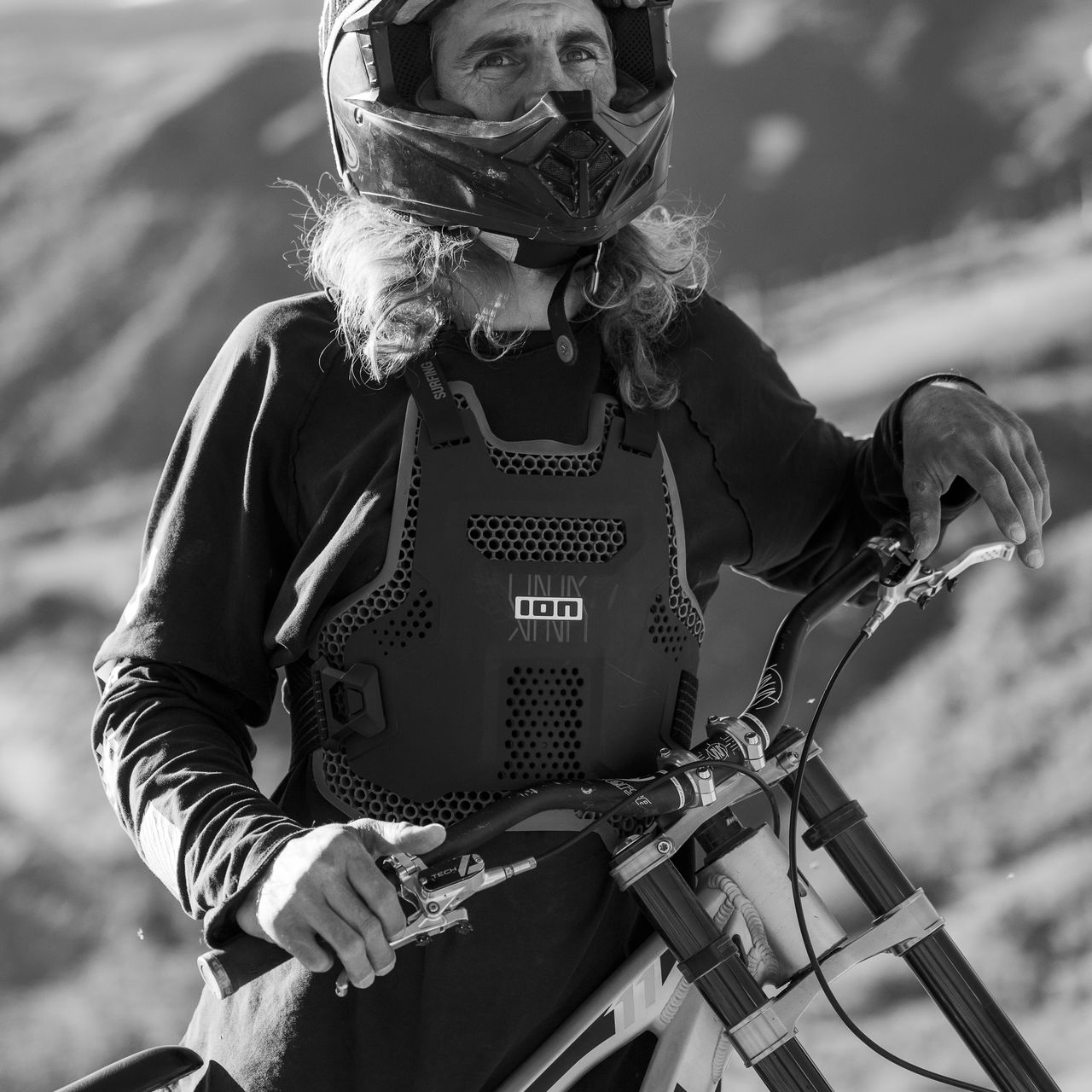 Buy MTB Chest Protector Arcon HD Pro online | MTB Protection | Official ...